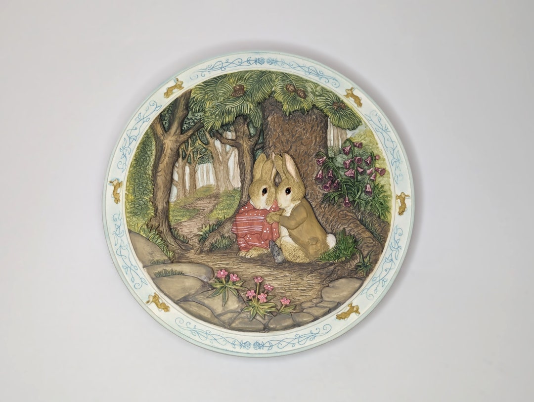 Peter Rabbit Beatrix Potter "beside His Cousin" 1996 2nd Issue Musical ...