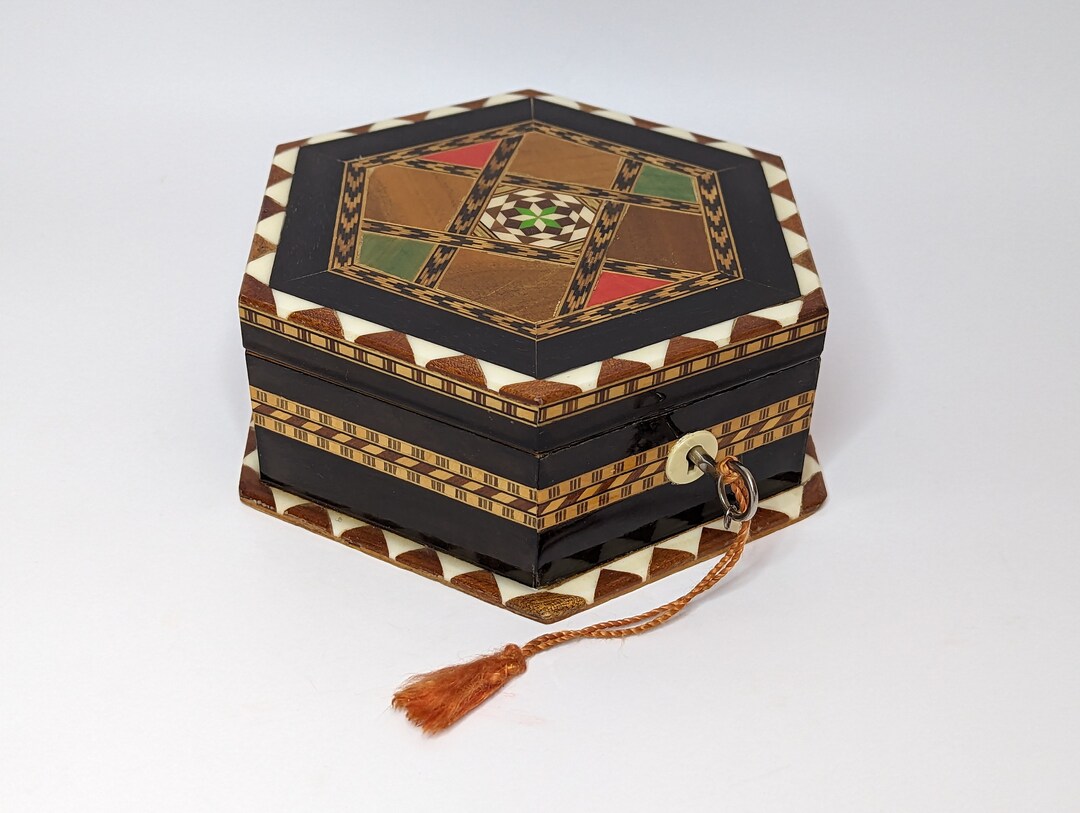 Vintage Hexagon Marquetry Lacquer Mosaic Wooden Box Red Velvet - Etsy