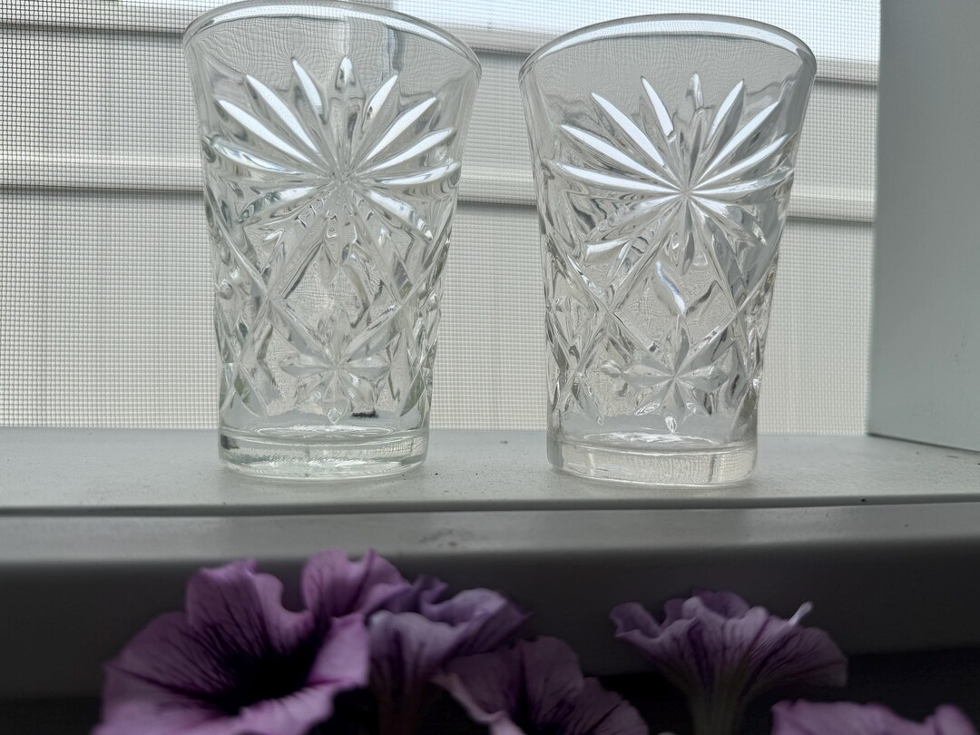 Pair of Anchor Hocking Prescut Clear 4 1/4 Inch Flat Flared Tumblers - Etsy