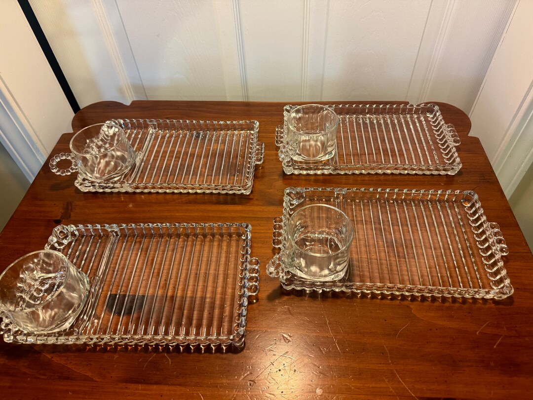 Set of 4 Hazel-atlas 1305 Ball and Ribbed Design Snack Plate and Cup ...