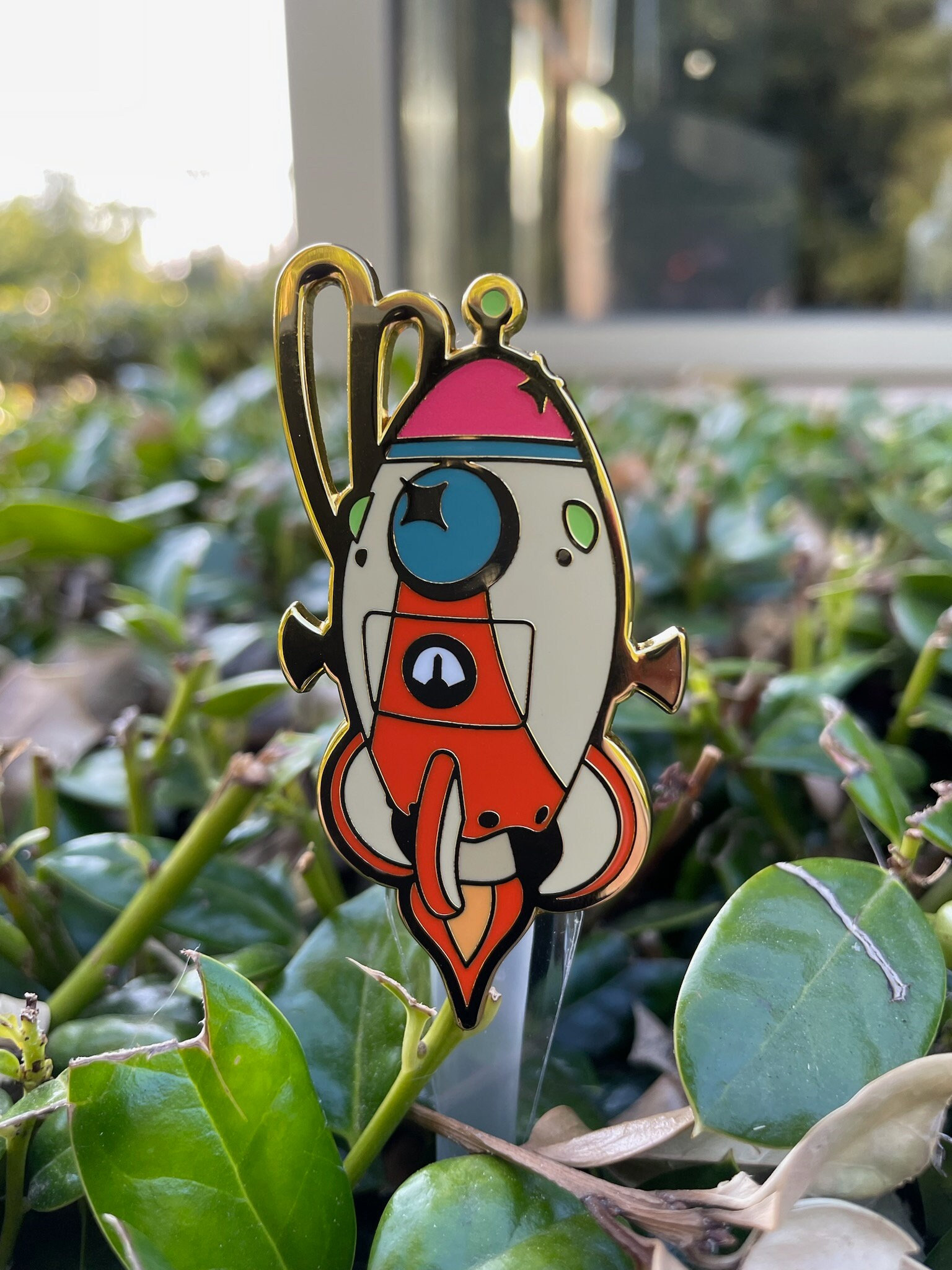 Pikmin 4 - S.S. Dolphin Hard Enamel Pin 2.5 Inches - SS Dolphin - Etsy