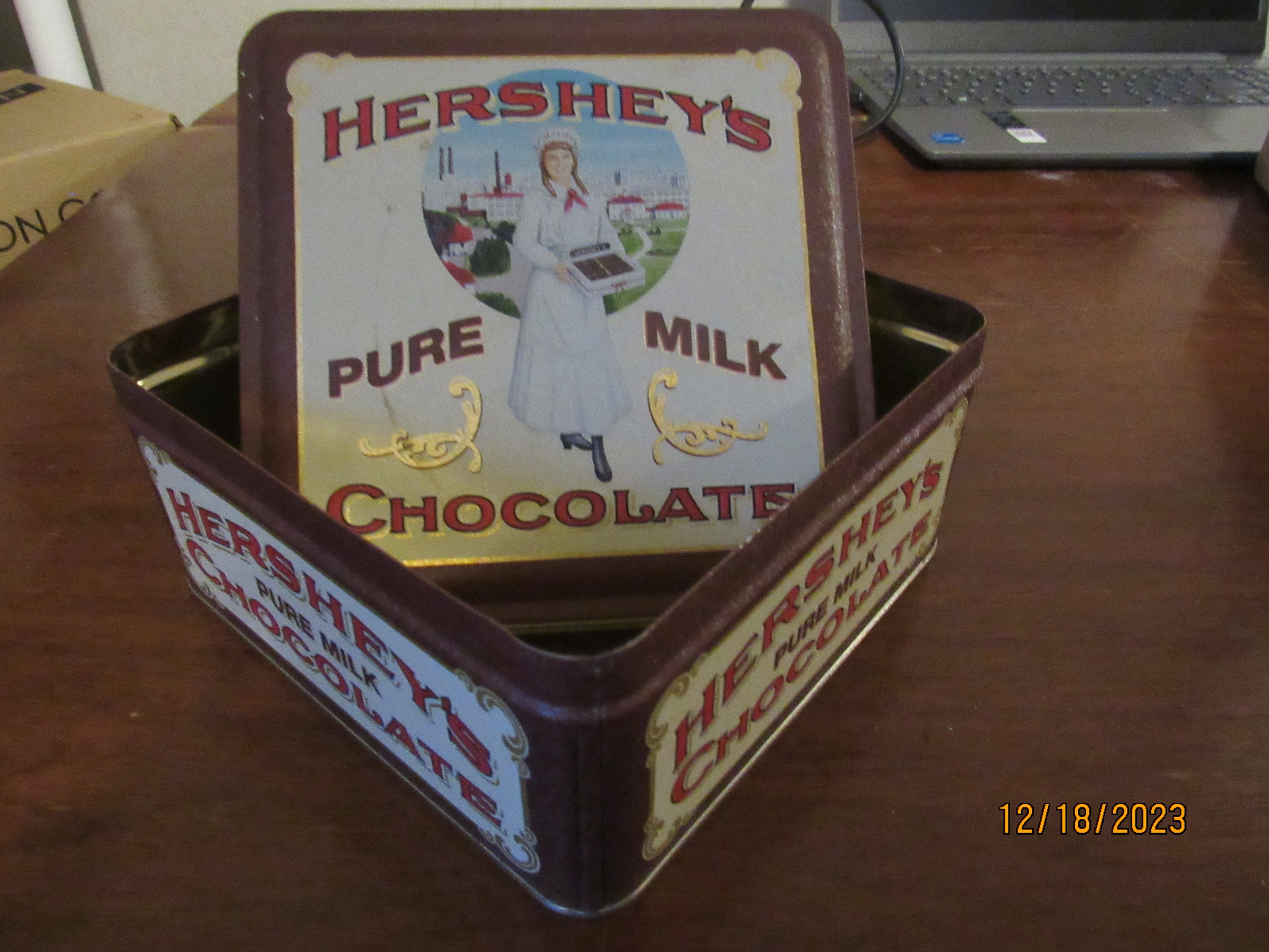 Hershey's Pure Milk Chocolate Vintage Tin - Etsy