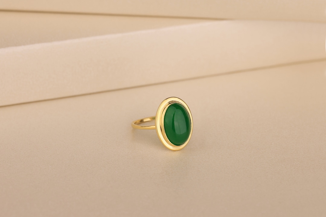 Oval Green Jade Stone Ring for Women in Gold or Silver, Modern Gemstone ...