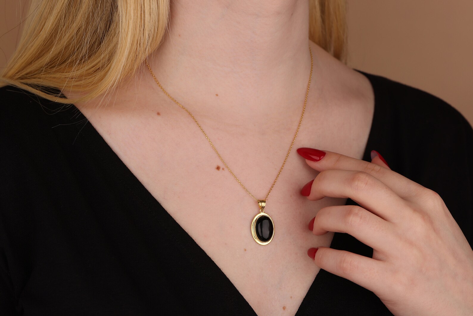 Black Onyx Stone Necklace for Women, Dainty Black Onyx Necklace in 14K ...