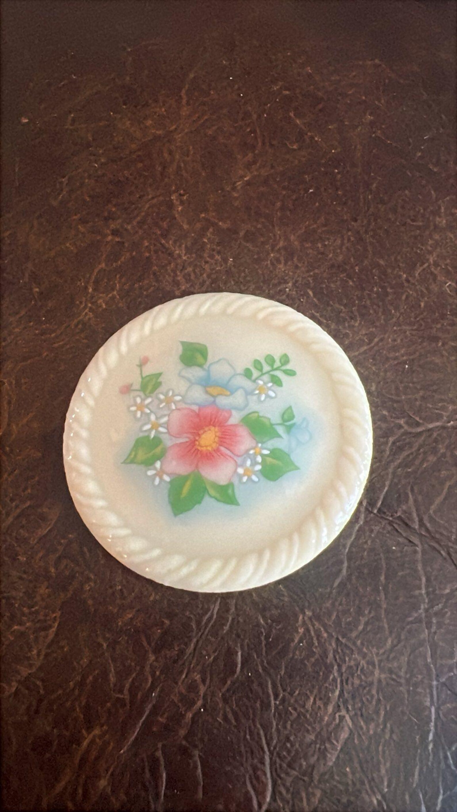Signed Vintage Avon Pin With Flower Detail 2000 - Etsy