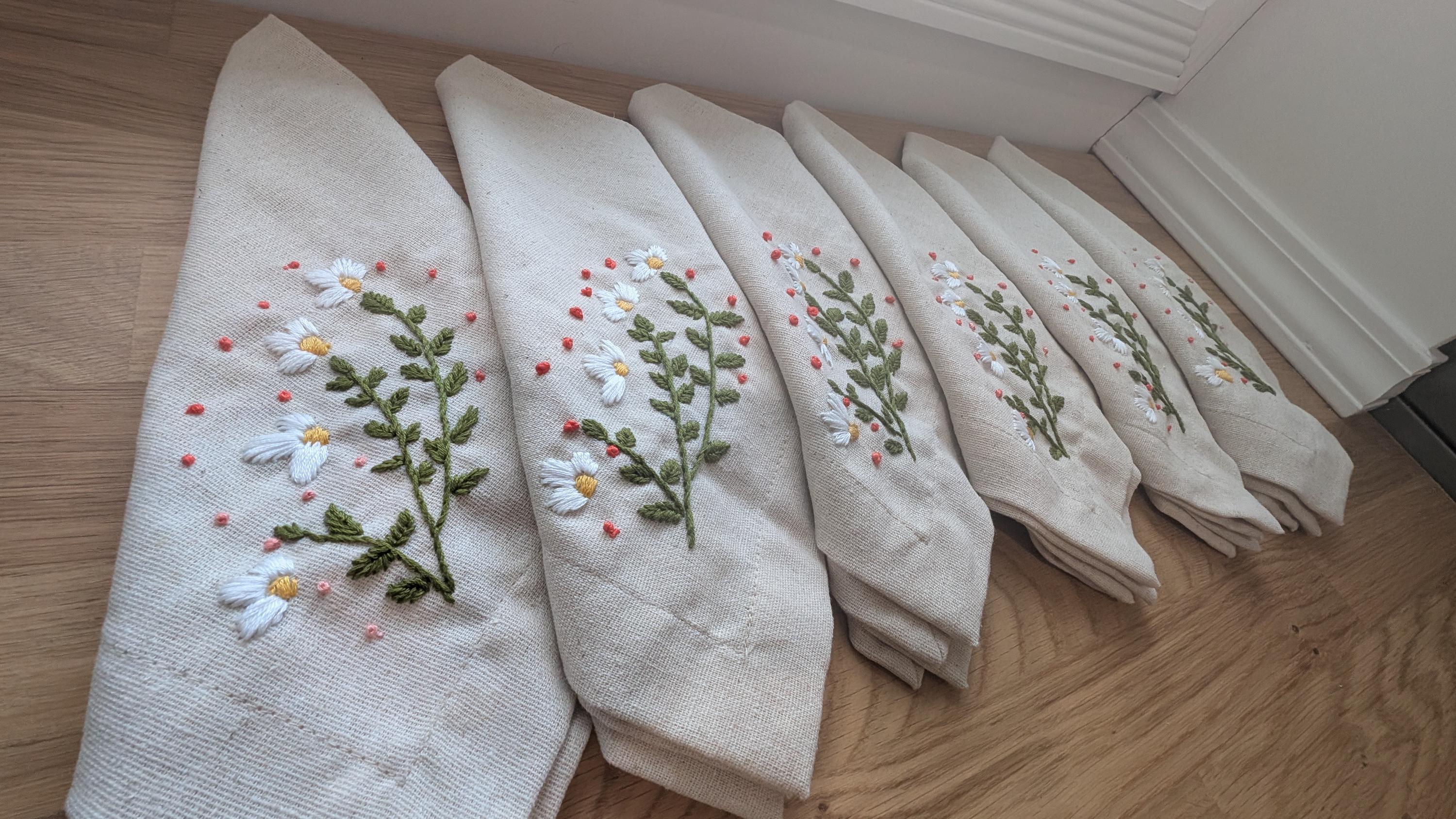 Handmade Decorated Linen Napkins. Set of 6. Floral Design - Etsy