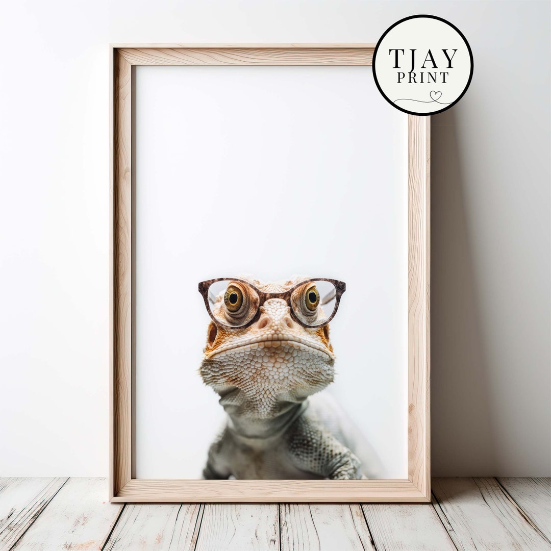 Funny Lizard Wearing Glasses Digital Download Decorative Funny Wall Art ...