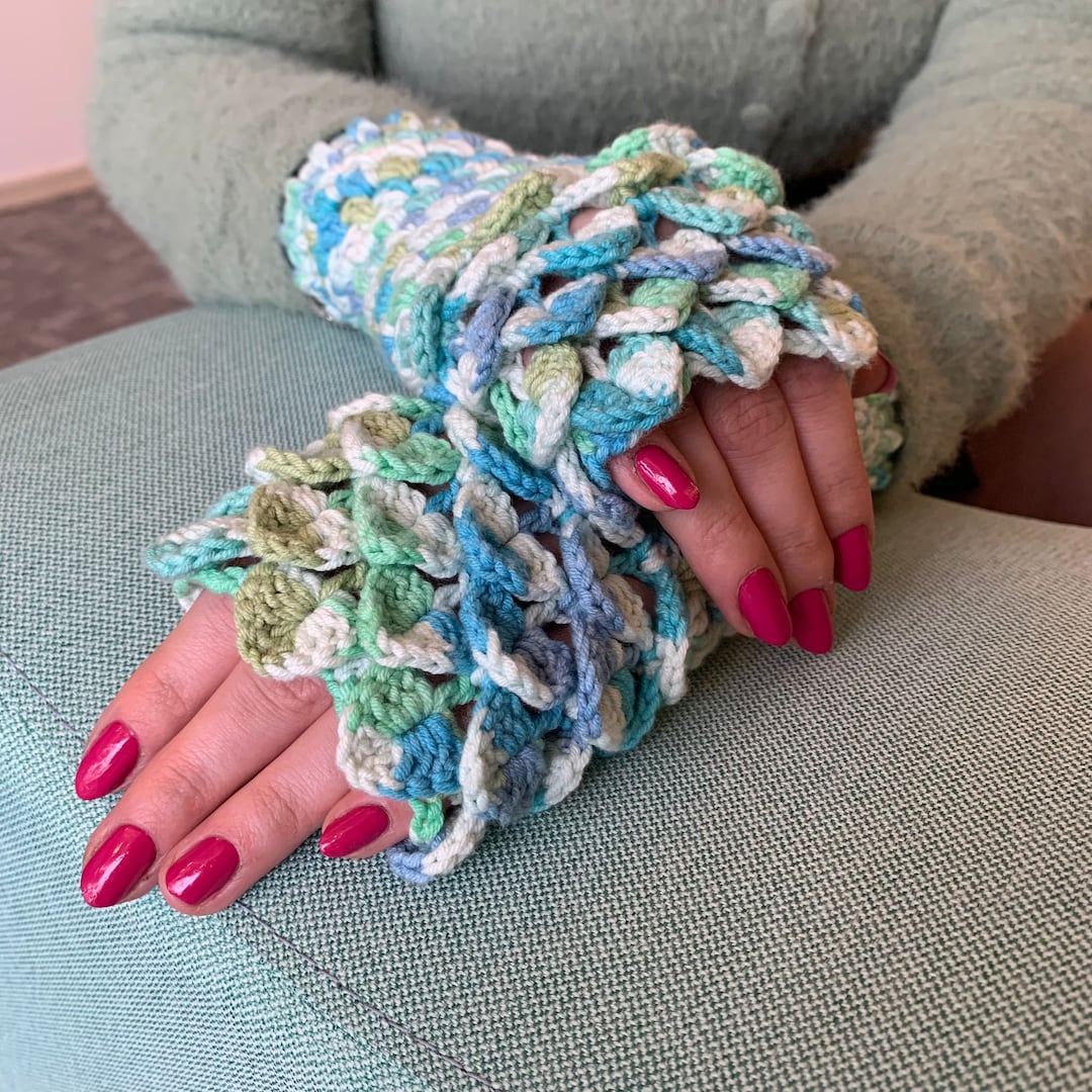 CROCHET PATTERN, Dragon Scale Gloves, Fingerless Gloves, Crocodile ...