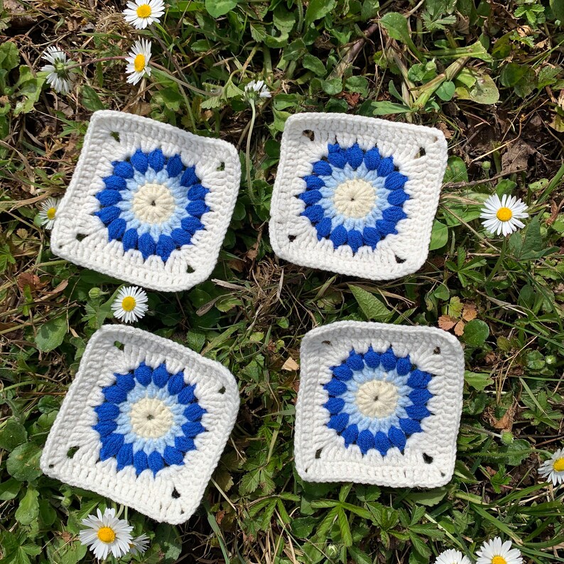 Lot 16 Pcs Starburst Granny Squares, Sturburst Motifs, Unblocked Granny ...
