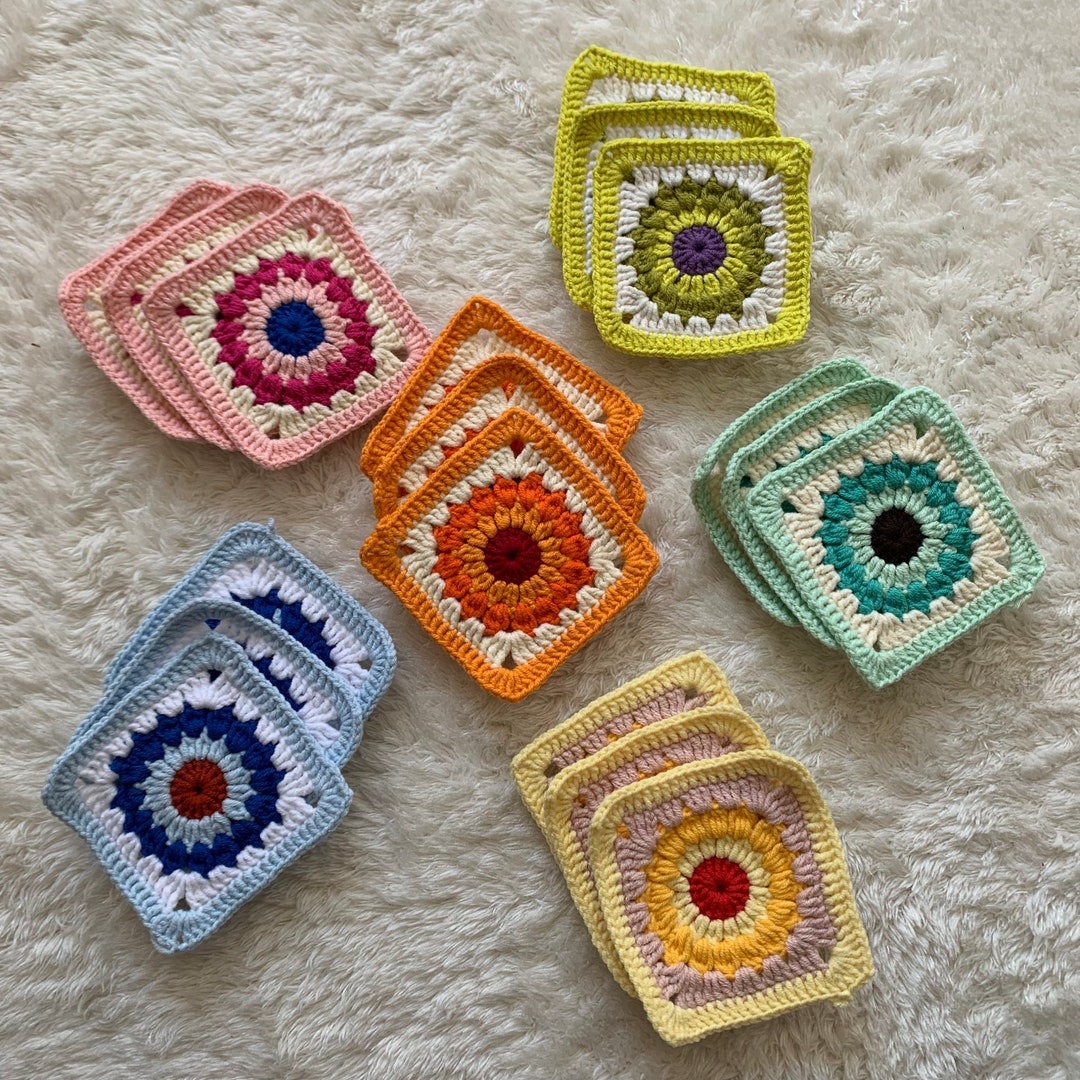 Lot 16 Pcs Starburst Granny Squares, Sturburst Motifs, Unblocked Granny ...
