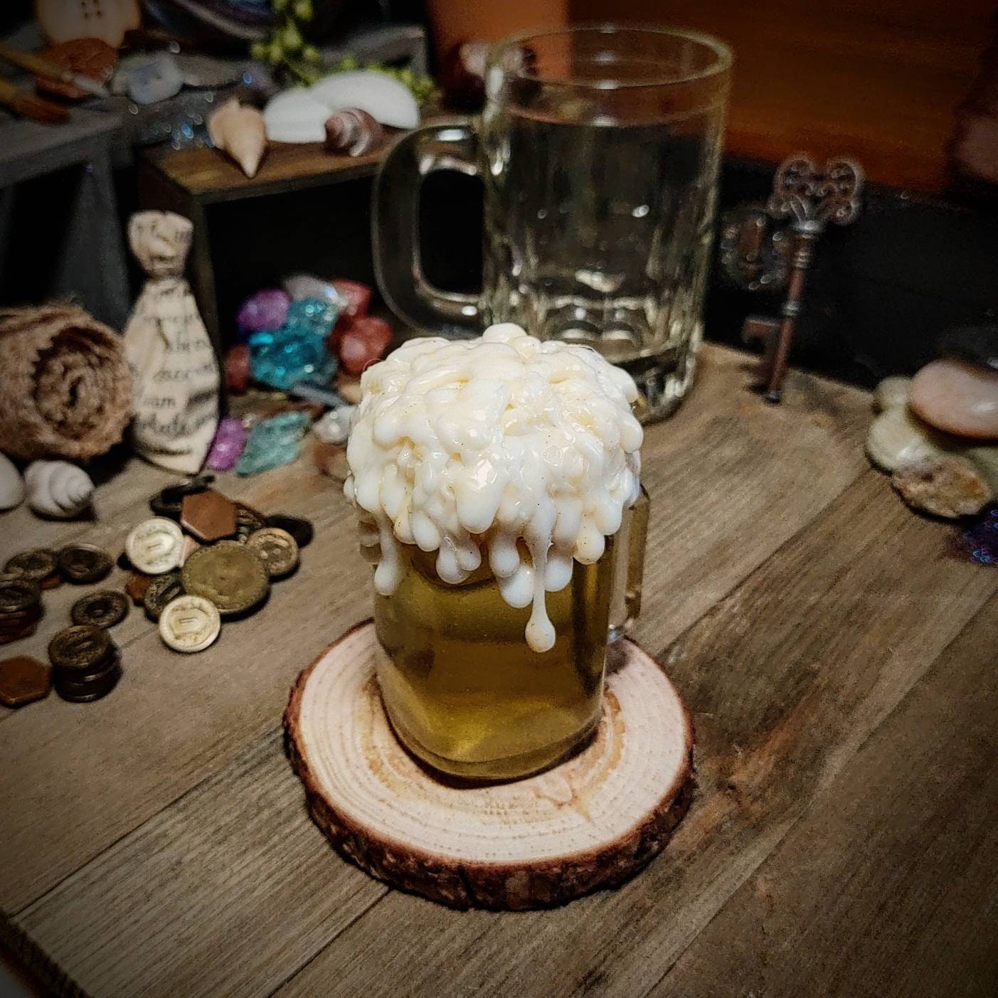 Pale Ale Tavern Tankard (floating D20 Dice Roller | D&D Dice Rolling ...