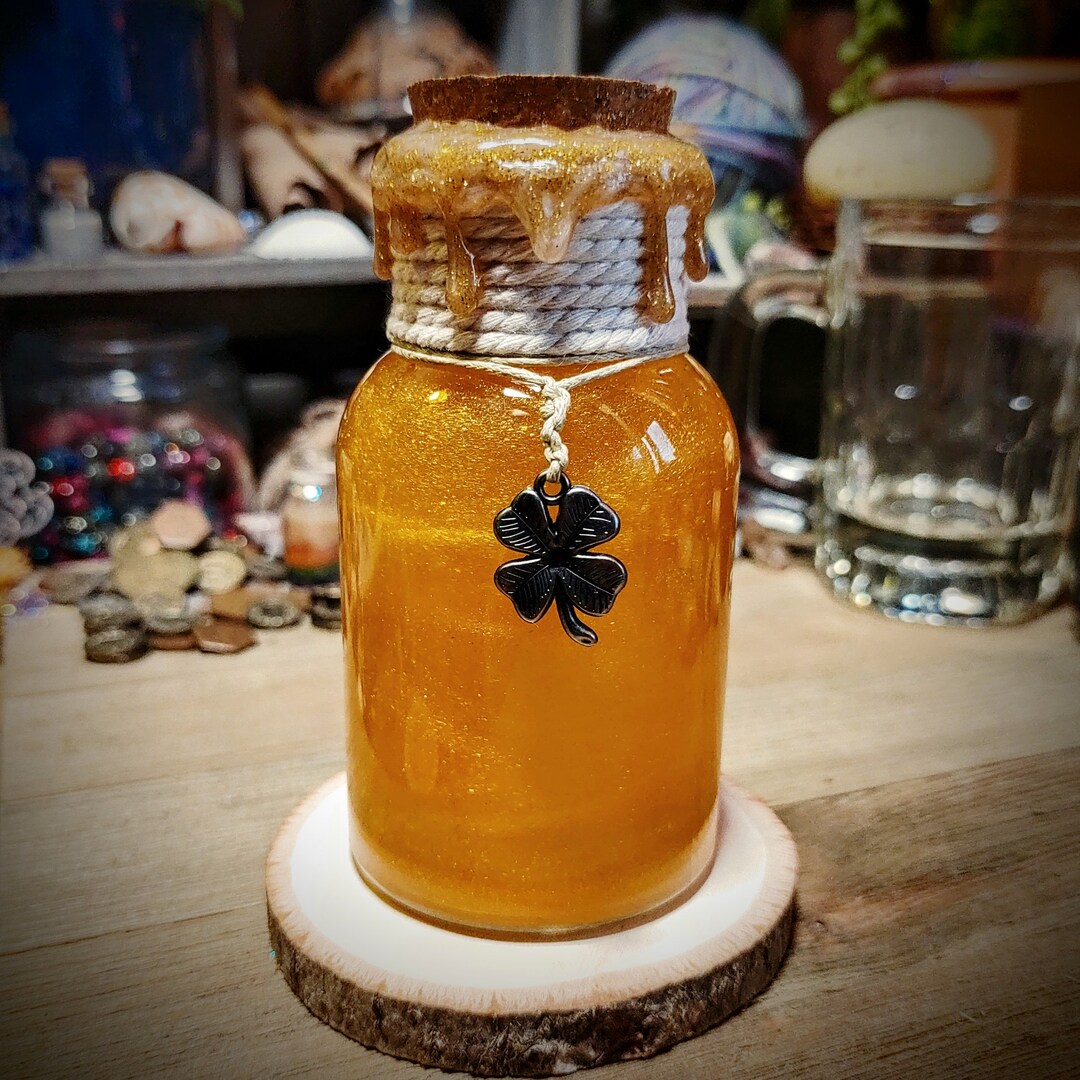 Liquid Luck Potion floating D20 Dice Roller D&D Dice - Etsy