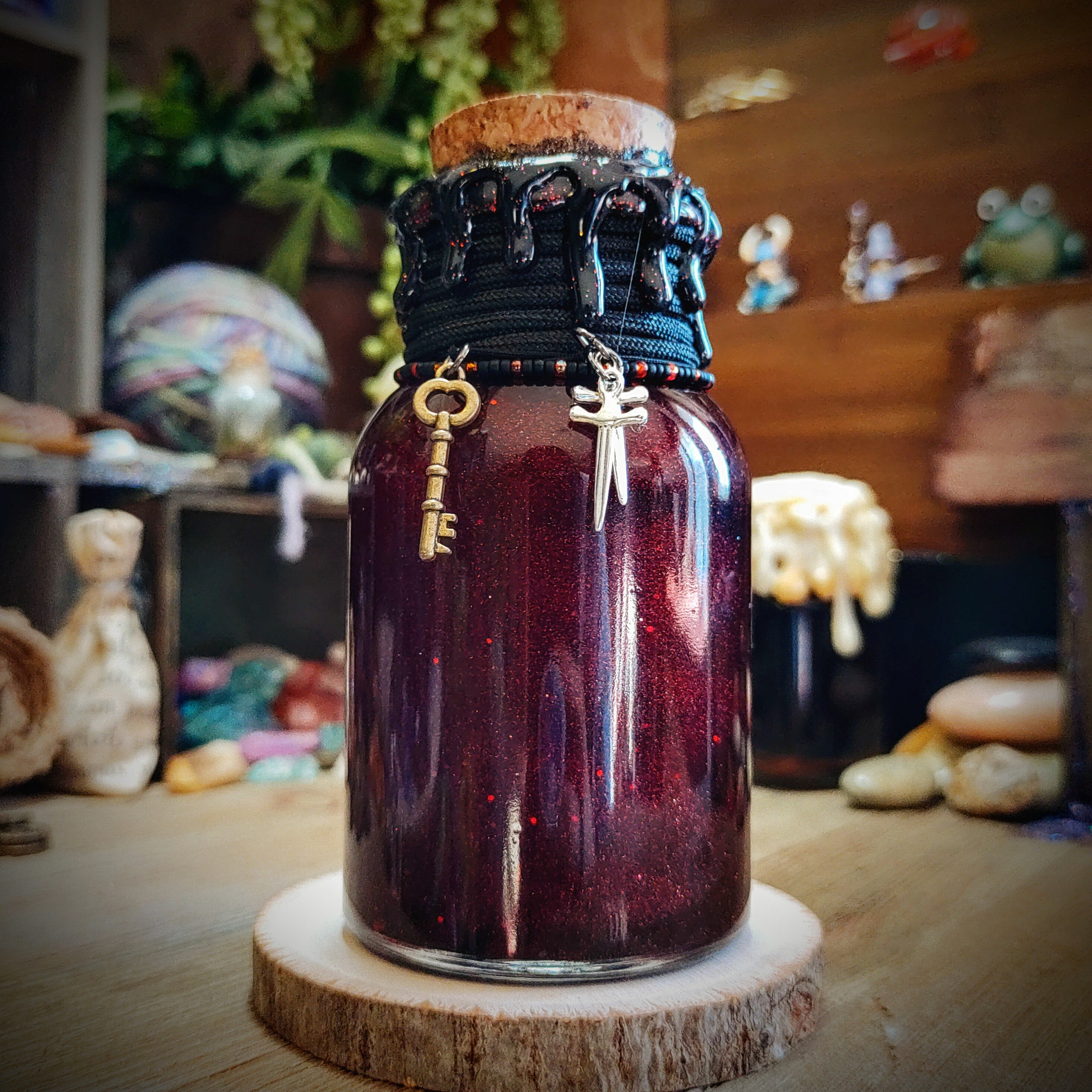 Rogue's Potion floating D20 Dice Roller D&D Dice Rolling Potion - Etsy