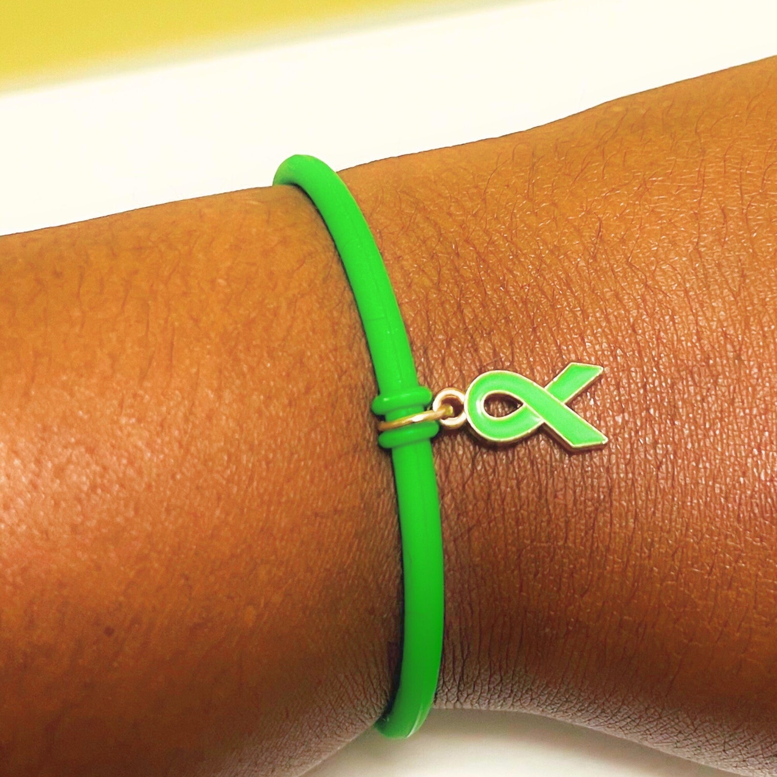 Kidney Disease Awareness Fundraising Bracelet/ Green & Gold Ribbon ...