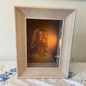 Light up Jesus Portrait Created by Underwriters Laboratories, Inc ...