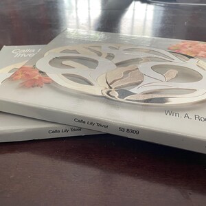 Calla Lily Trivet in White and Gold, Hot Plate Holder, Oneida ...