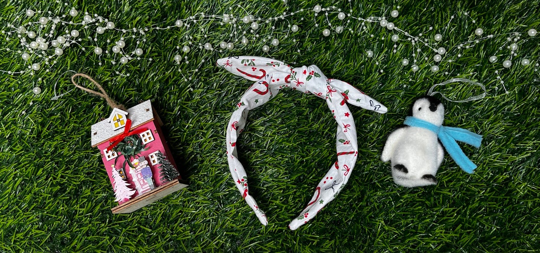 White Candy Cain and Holly Print Bow Headband - Etsy