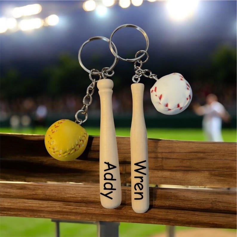 Personalized Baseball and Bat Keychain - Etsy