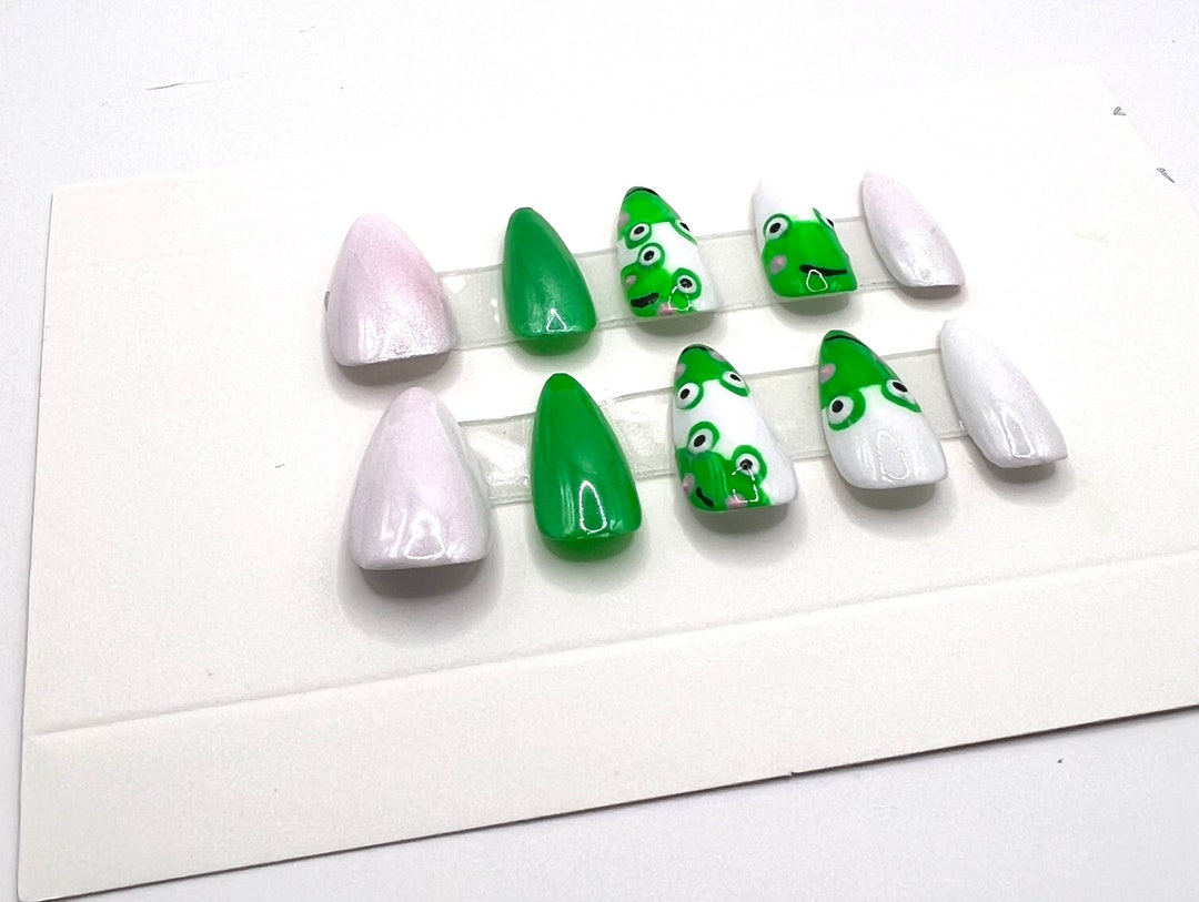 Frog Nails - Etsy