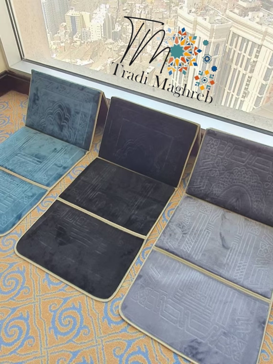 Premium Quality Foldable Prayer Mat With Backrest, Chenille Fabric ...