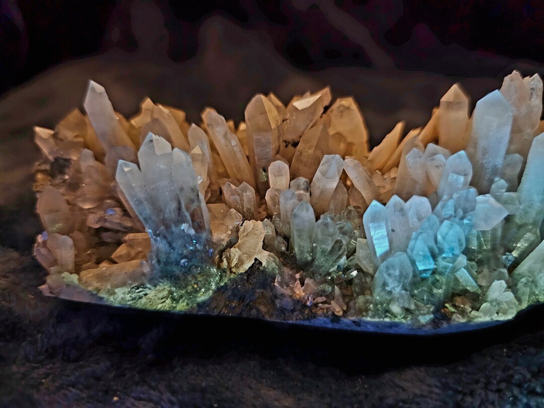 Mongolian Quartz Cluster, Hendenbergite. Beautiful Rare Specimen. - Etsy