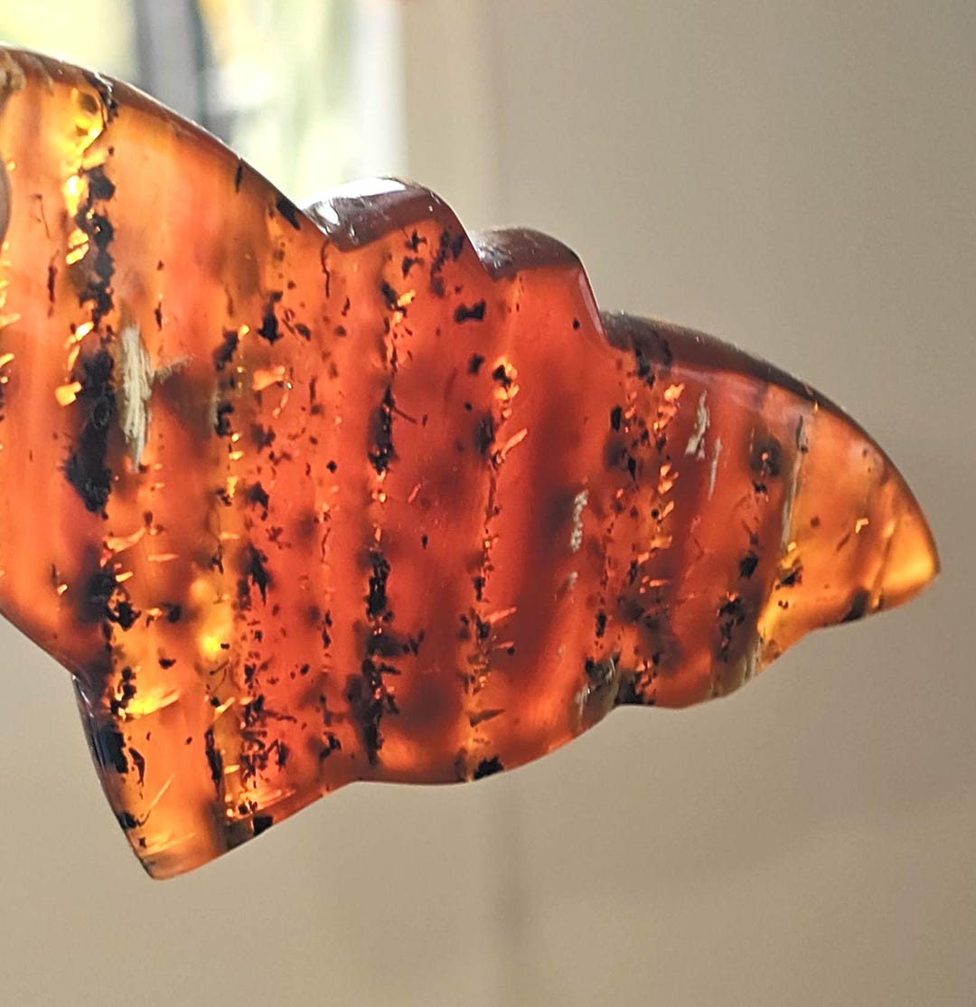 Sumatran Blue Amber Hand Carved Bat. Uv Reactive Fossilized Sculpture ...