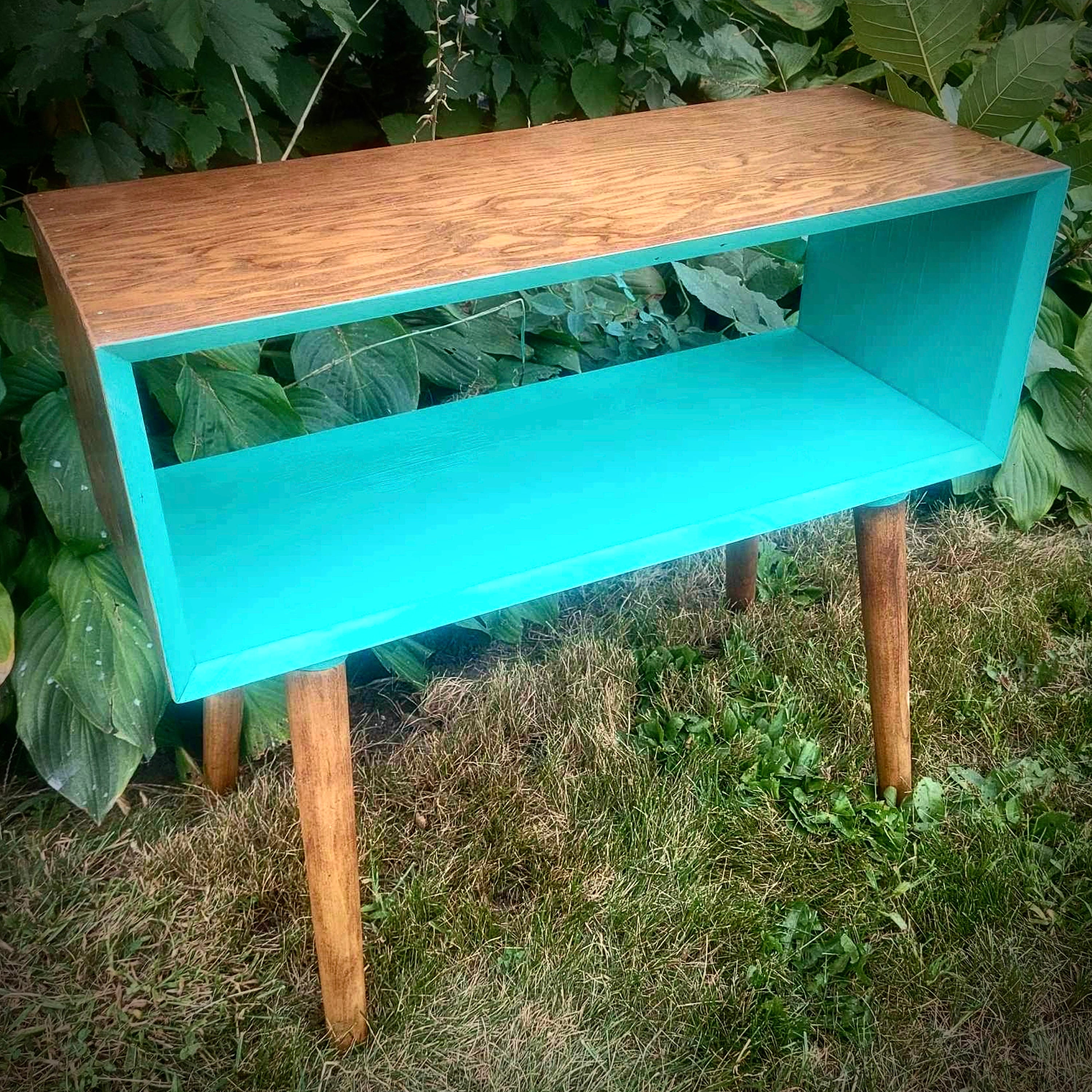 MCM, Mid Century Modern Style, Accent Table, Focal Table, Side Table ...