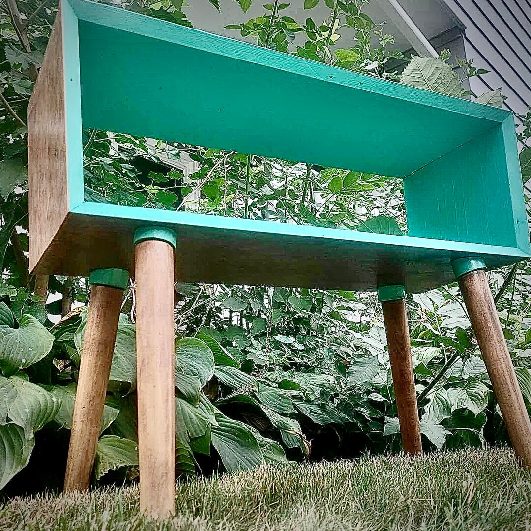 MCM, Mid Century Modern Style, Accent Table, Focal Table, Side Table ...