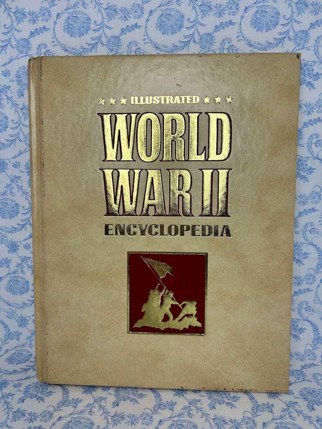 Vintage 1972 Illustrated World War II Encyclopedia- Volume One - Etsy