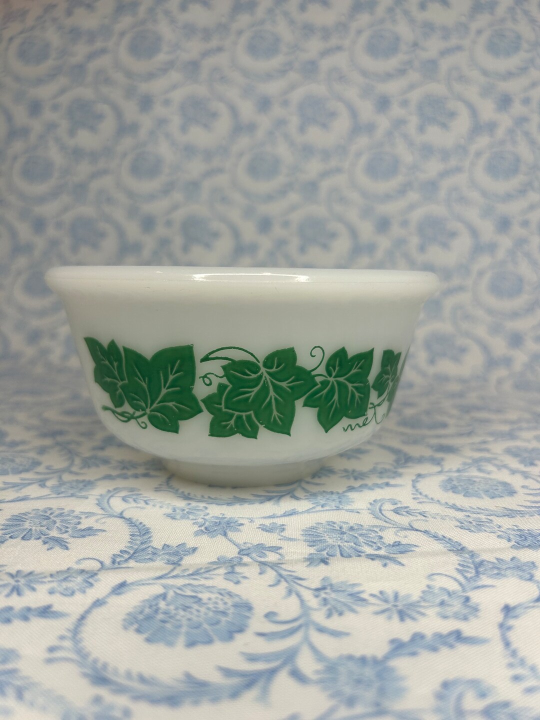 Vintage Hazel Atlas Green Ivy Milk Glass Bowl - Etsy