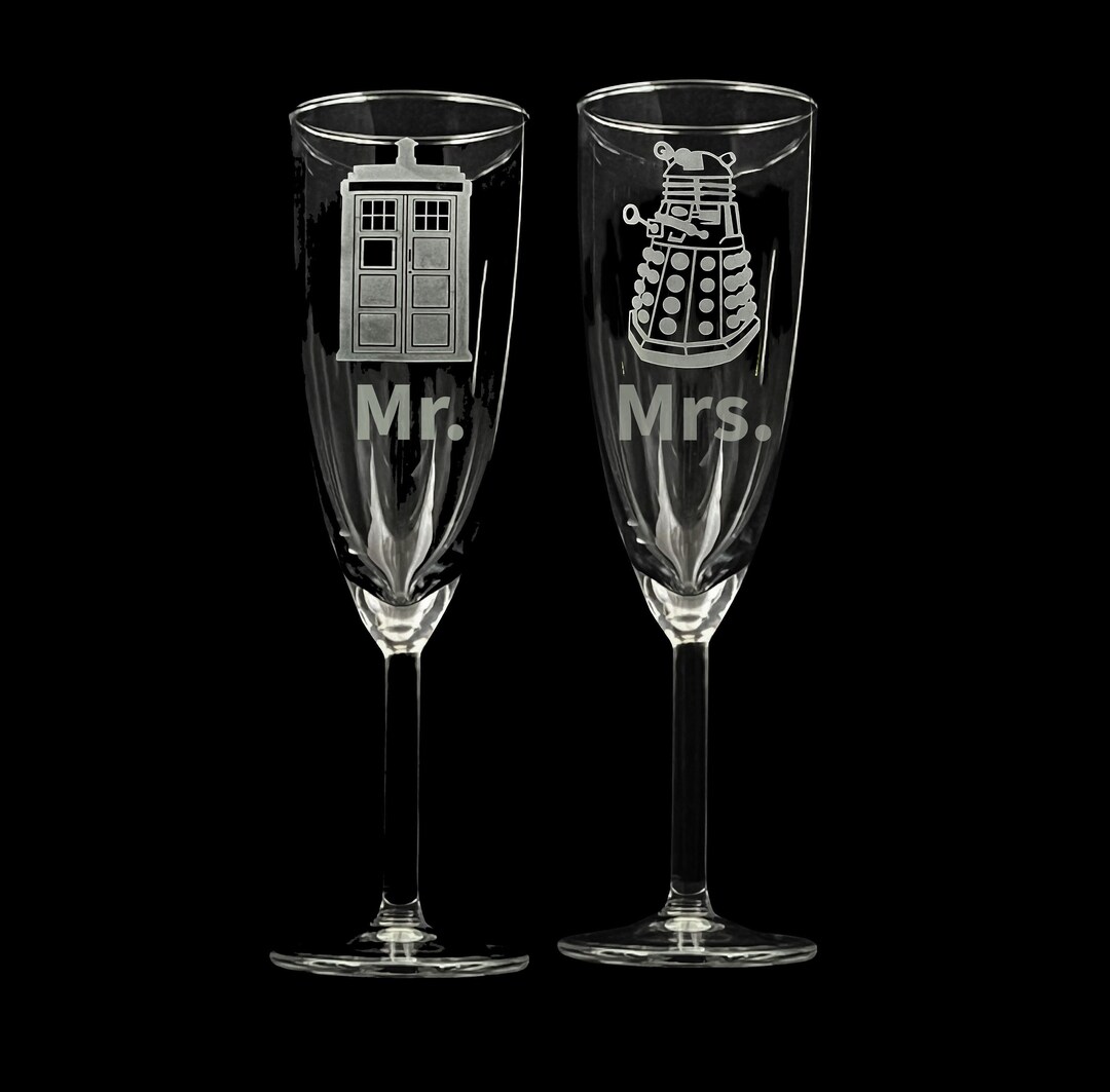 Doctor Who TARDIS & Dalek Toasting Set - Scifi Wedding Gift Champagne ...
