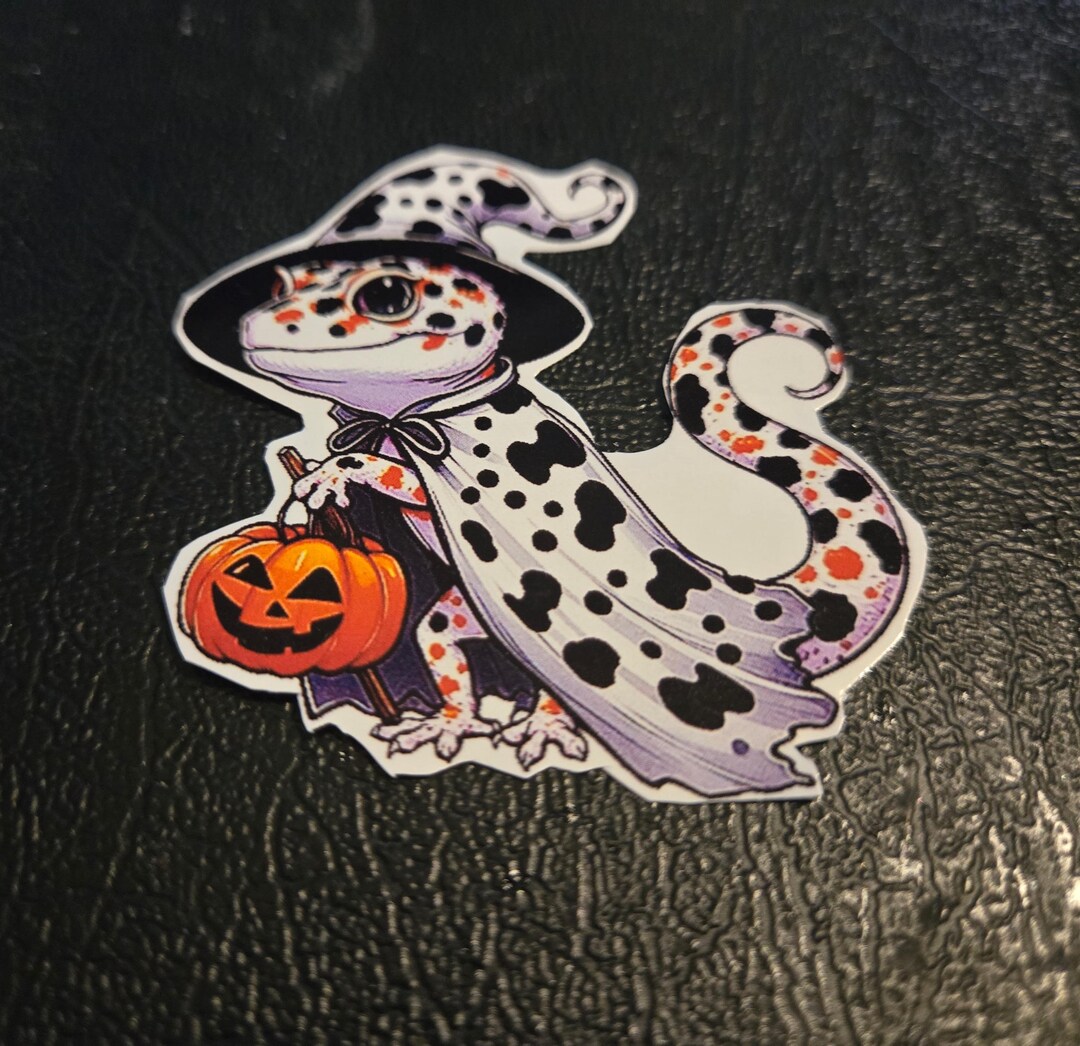 A Halloween Gecko All Dressed for Halloween ,scrapbooking, Sticker Book ...