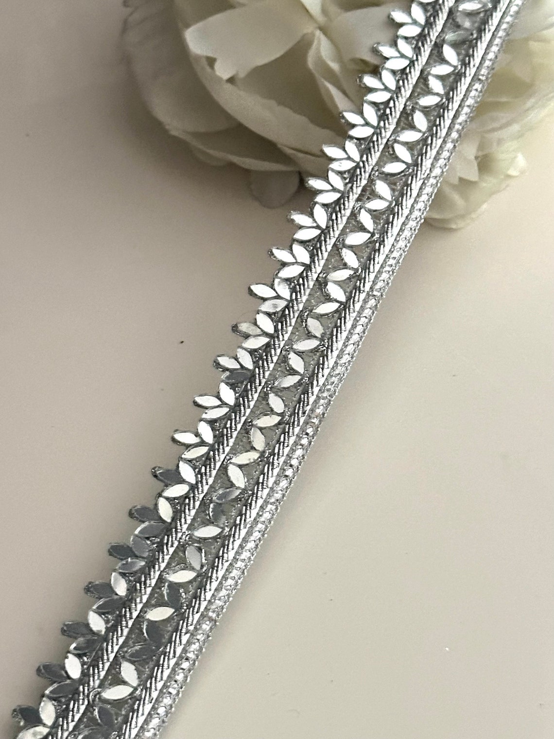 Indian Mirror Trim on Zari Base Glamourous Saree Border 2.5cm Silver ...