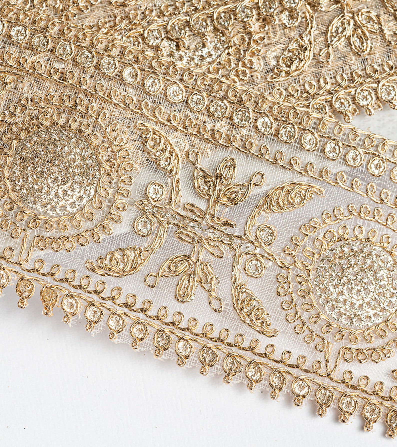 Gold Zari Border With Beautiful Paisley Zari Thread Work 6cm Tulle ...