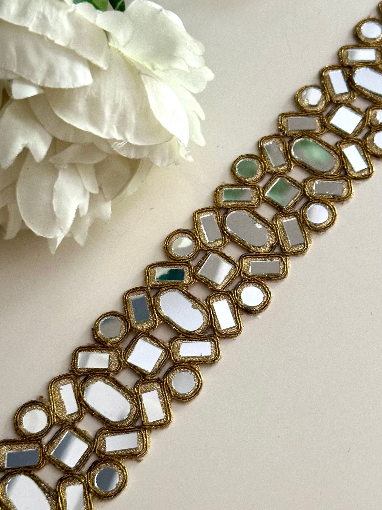 Symmetric Mirror Belt Pattern Old Gold Antique Geometric Cutwork ...