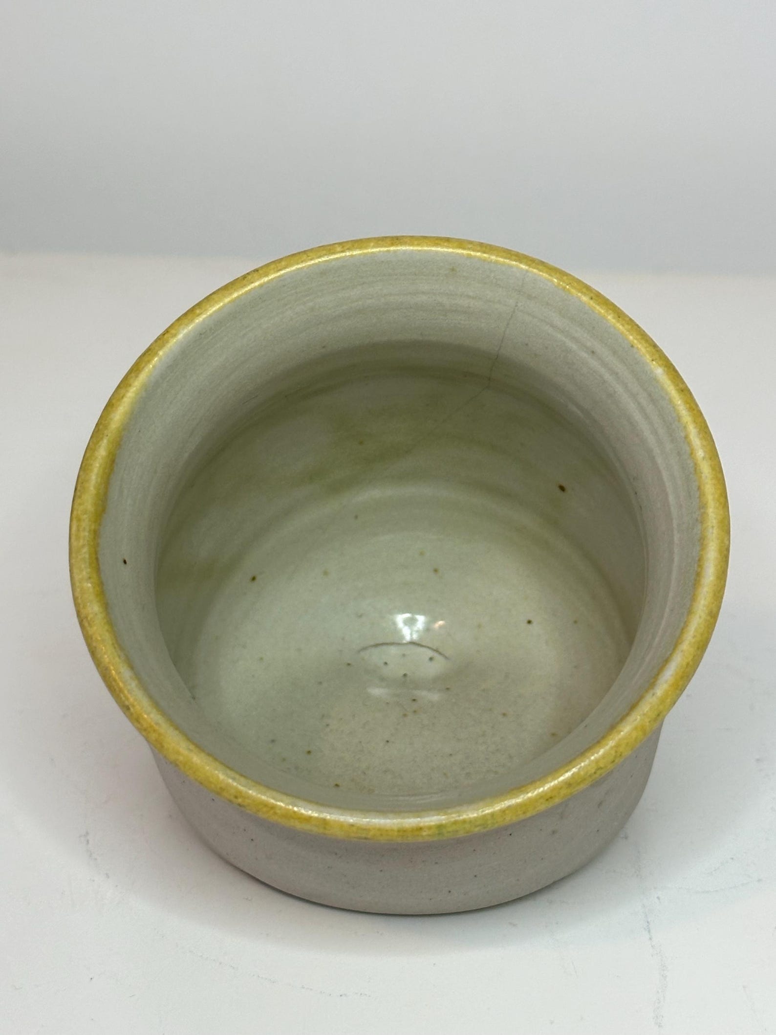 SPRING MOUNT Australian Pottery Gumnut Design Signed Small Salt Pig ...