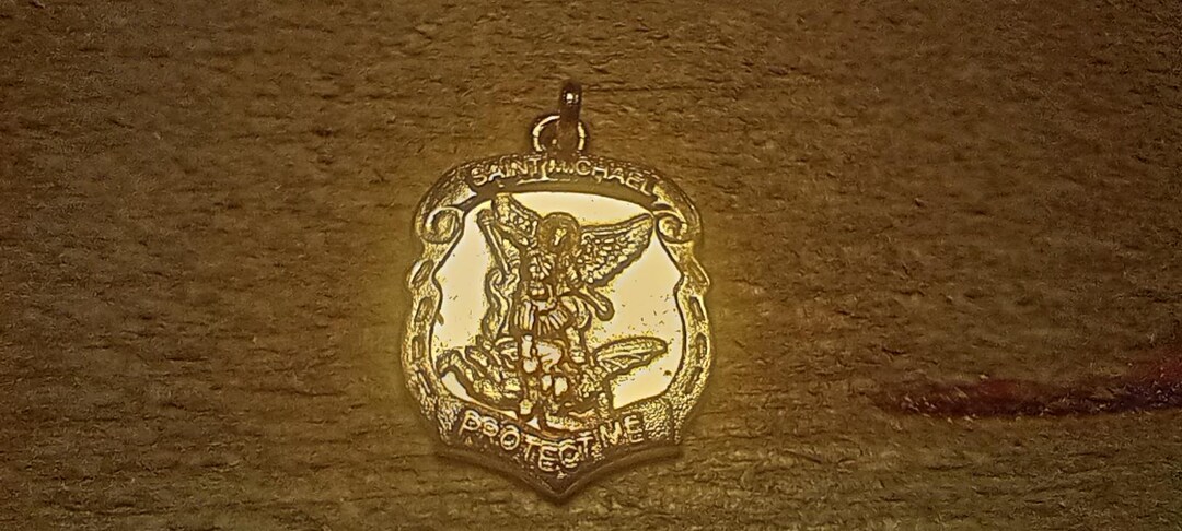 1970's "st. Michael Protect Me" Pendant - Vintage Gold Tone With Prayer ...