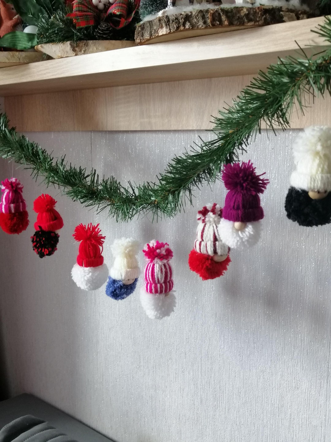 Garland With Elves 10 Pieces, Wall or Door Decoration. - Etsy