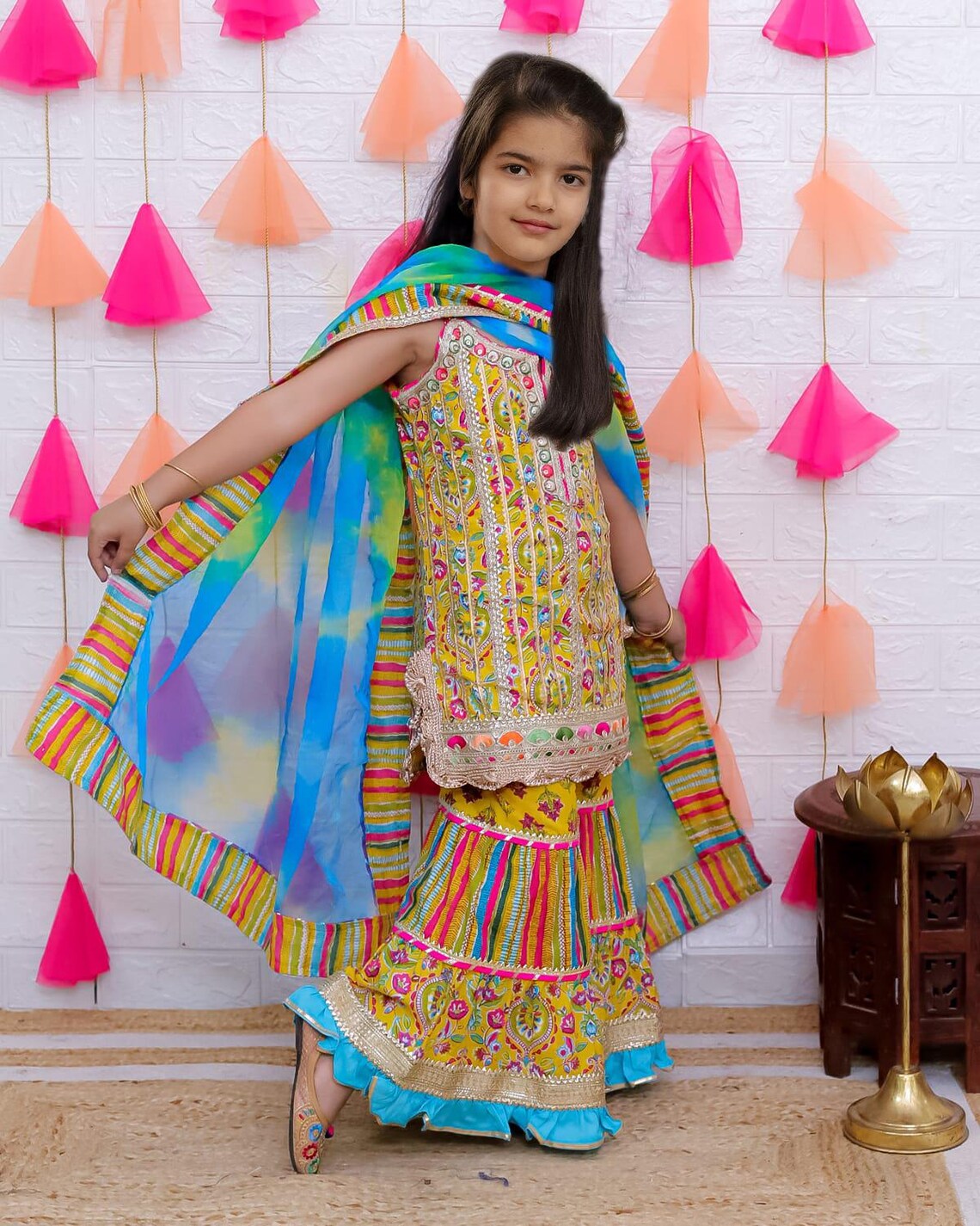 Mother Daughter Matching Ethnic Dress Mommy Daughter Twinning Set ...