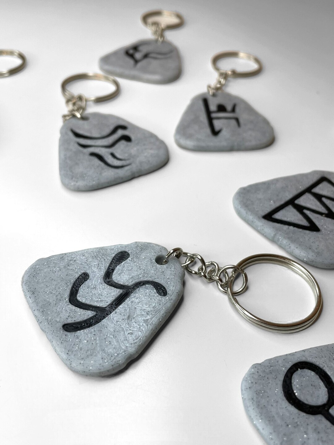 3D Printed Keychain - Runes - Etsy