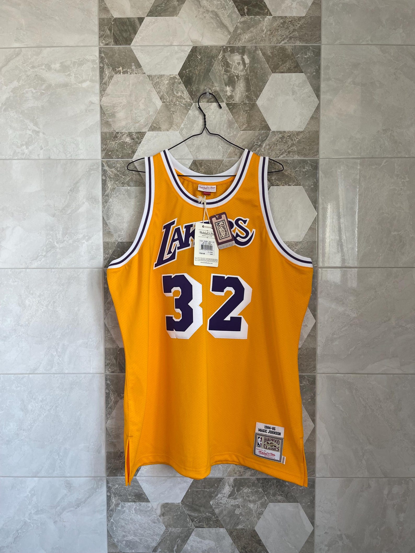 NWT Authentic #32 Magic Johnson Mitchell & Ness NBA Lakers Jersey Size ...