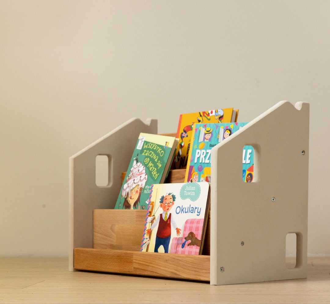Minimalist Montessori Bookshelf for Kids Promotes Independence and ...
