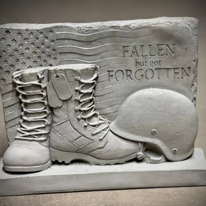 Concrete Fallen Soldier Memorial Statue Detailed Soldier Memorial ...