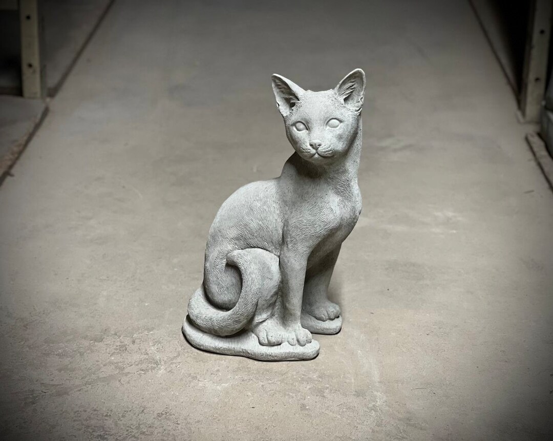 Sitting Cat Statue Concrete Realistic Cat Figurine Outdoor Cat Memorial ...