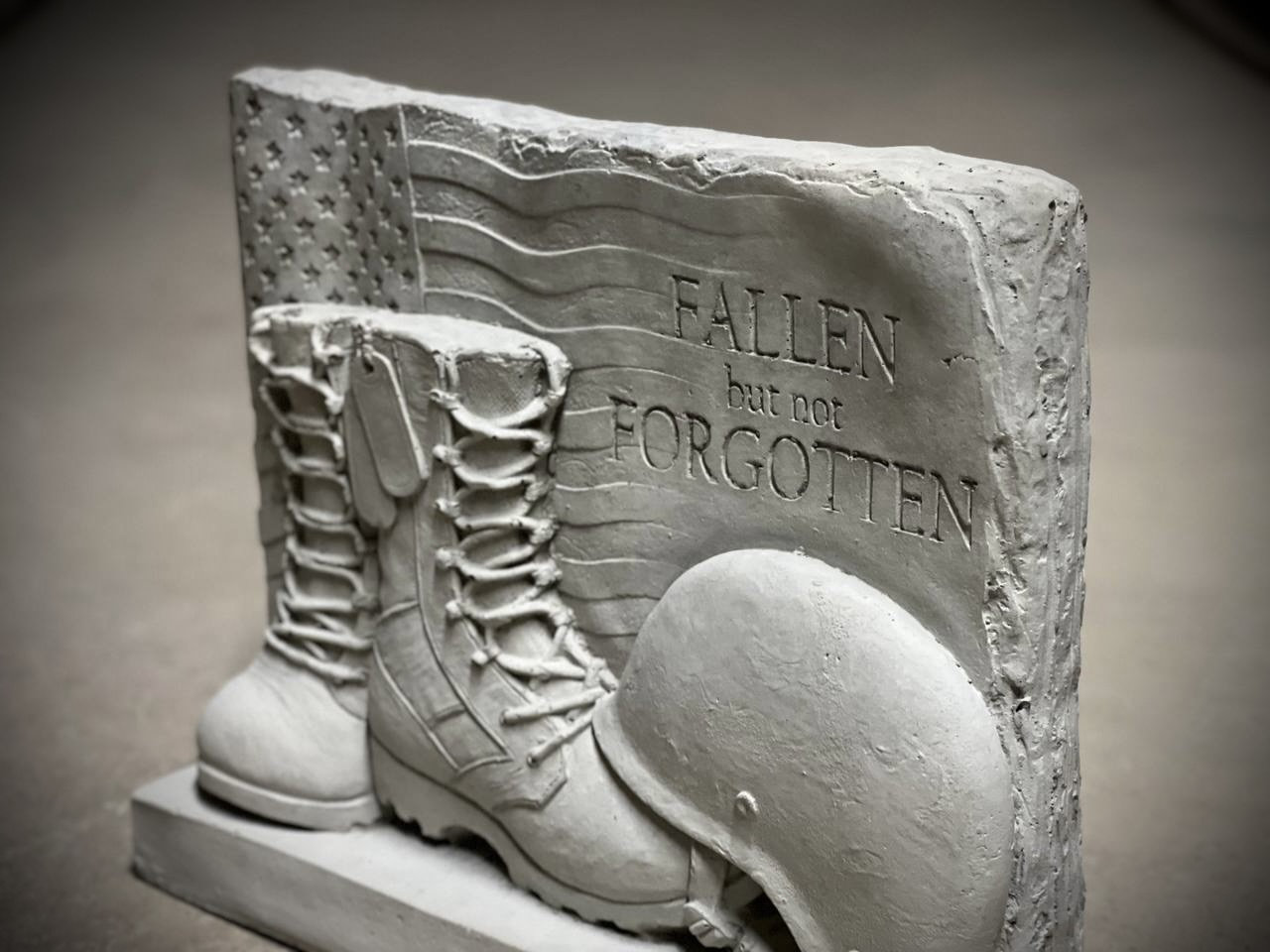 Concrete Fallen Soldier Memorial Statue Detailed Soldier Memorial ...