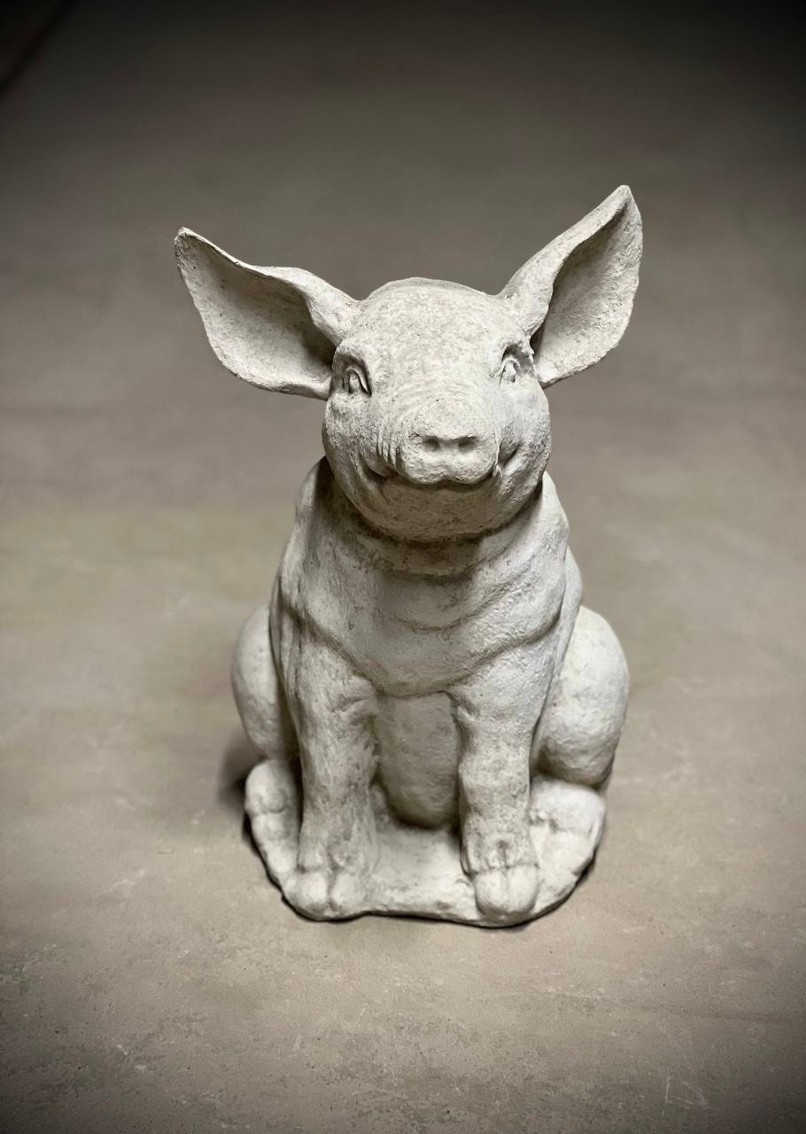 Concrete Wilbur Pig Statue Sitting Wilbur Pig Sculpture - Etsy