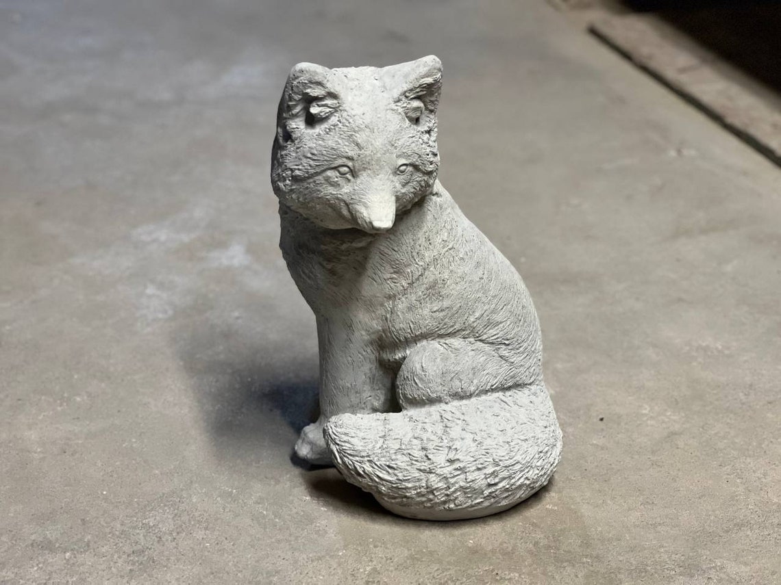Concrete Fox Statue Sitting Wild Fox Figure Sculpture for Garden ...