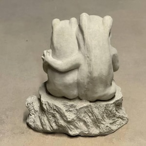 Frogs Sitting on Stump Sculpture Stone Two Frogs Figure Frogs Friends ...