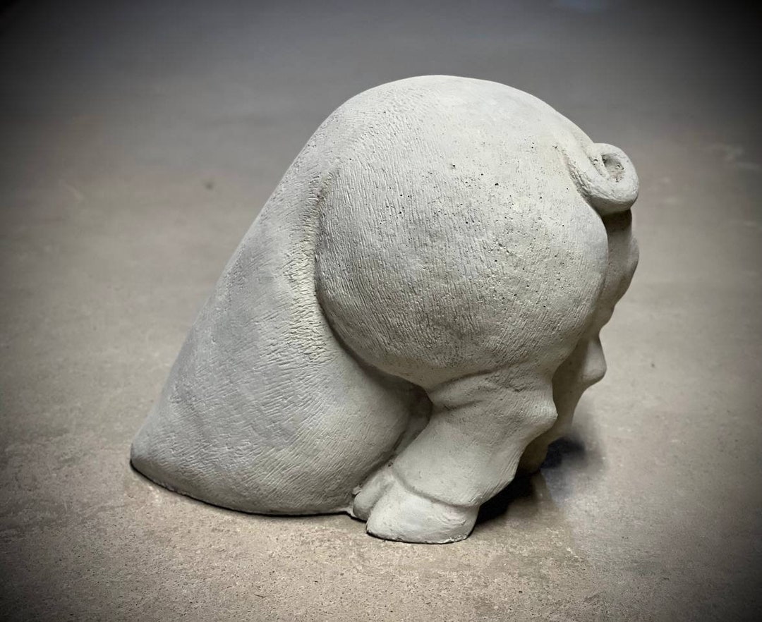 Digging Pig Statue Concrete Pig Figure Garden Digging Pig Sculpture ...