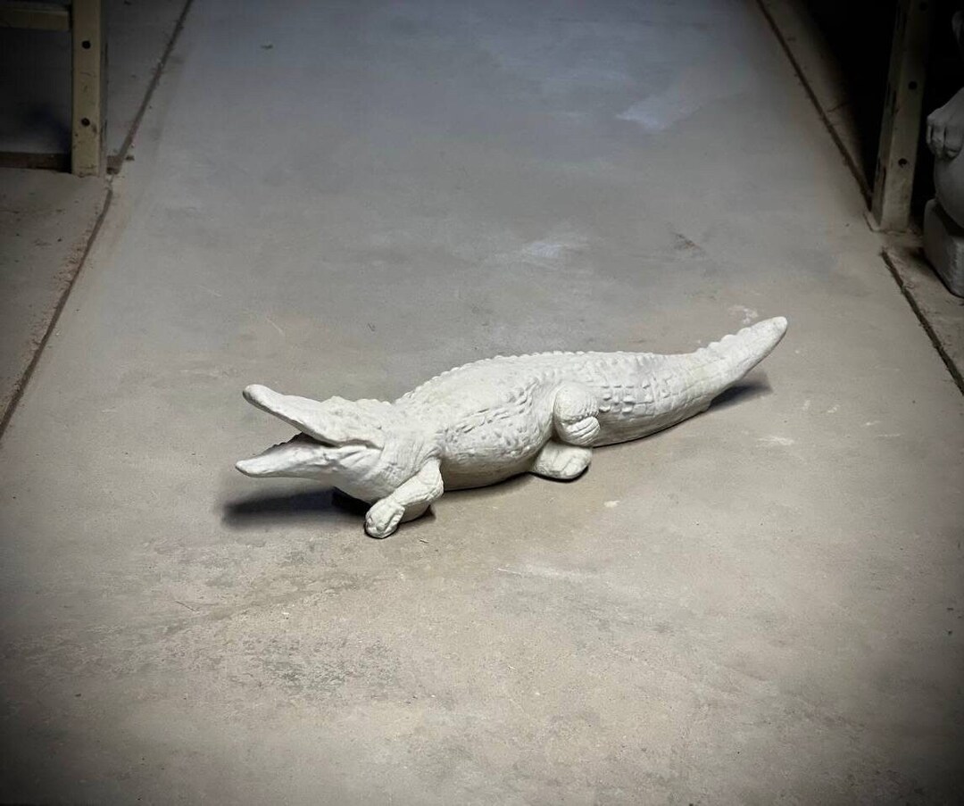 Detailed Crocodile Figure Laying Wild Crocodile Statue Massive Nile ...